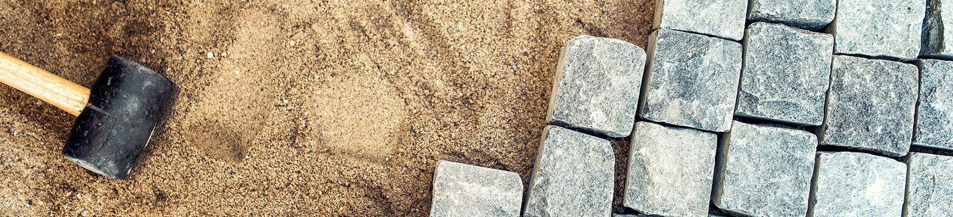Betonstenen & Klinkers | Breukers Bouwmaterialen B.V.